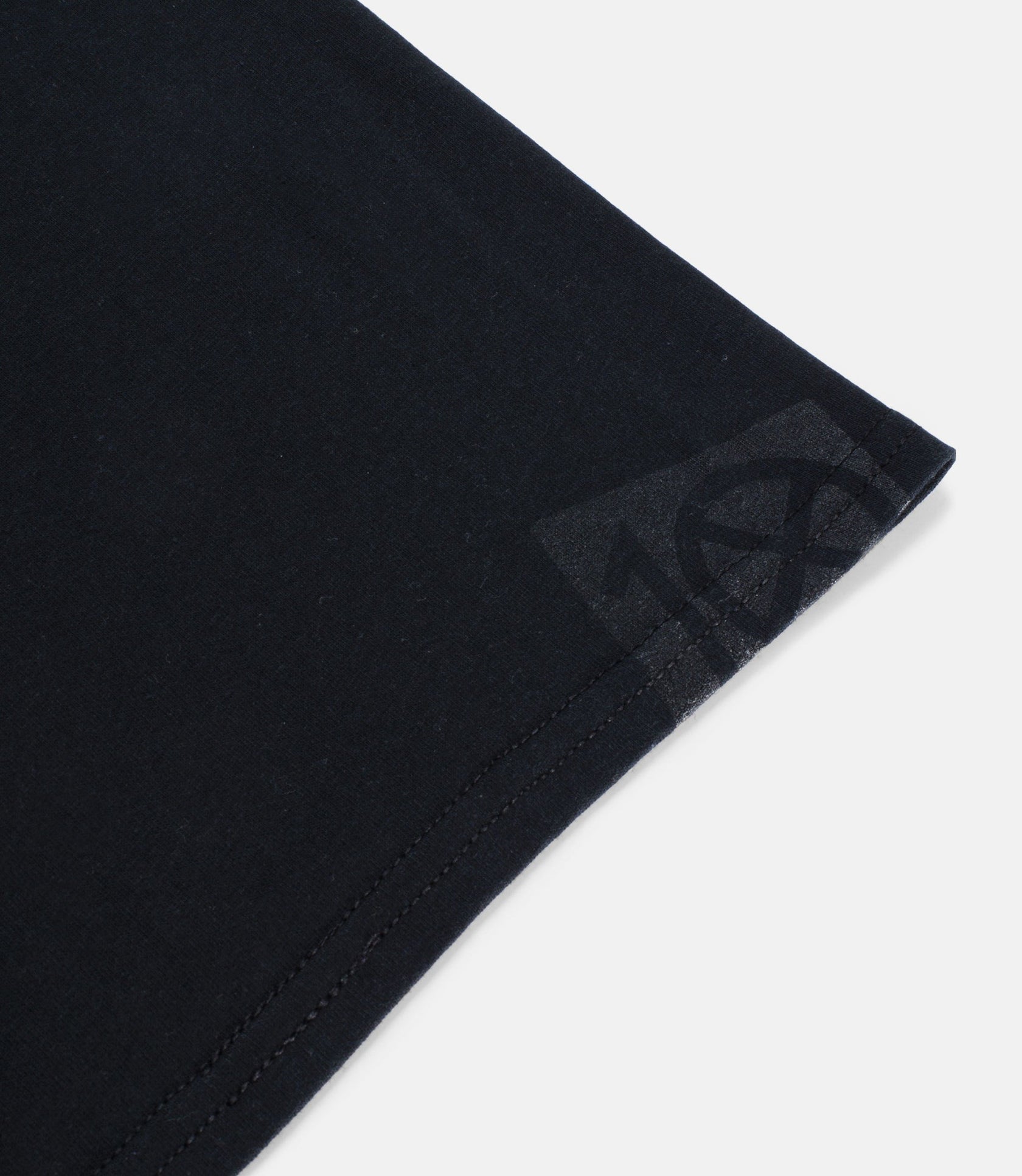 10Deep - Deeper Pleasures Men's Tee, Black – The Giant Peach