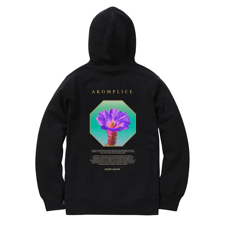 Akomplice – The Giant Peach