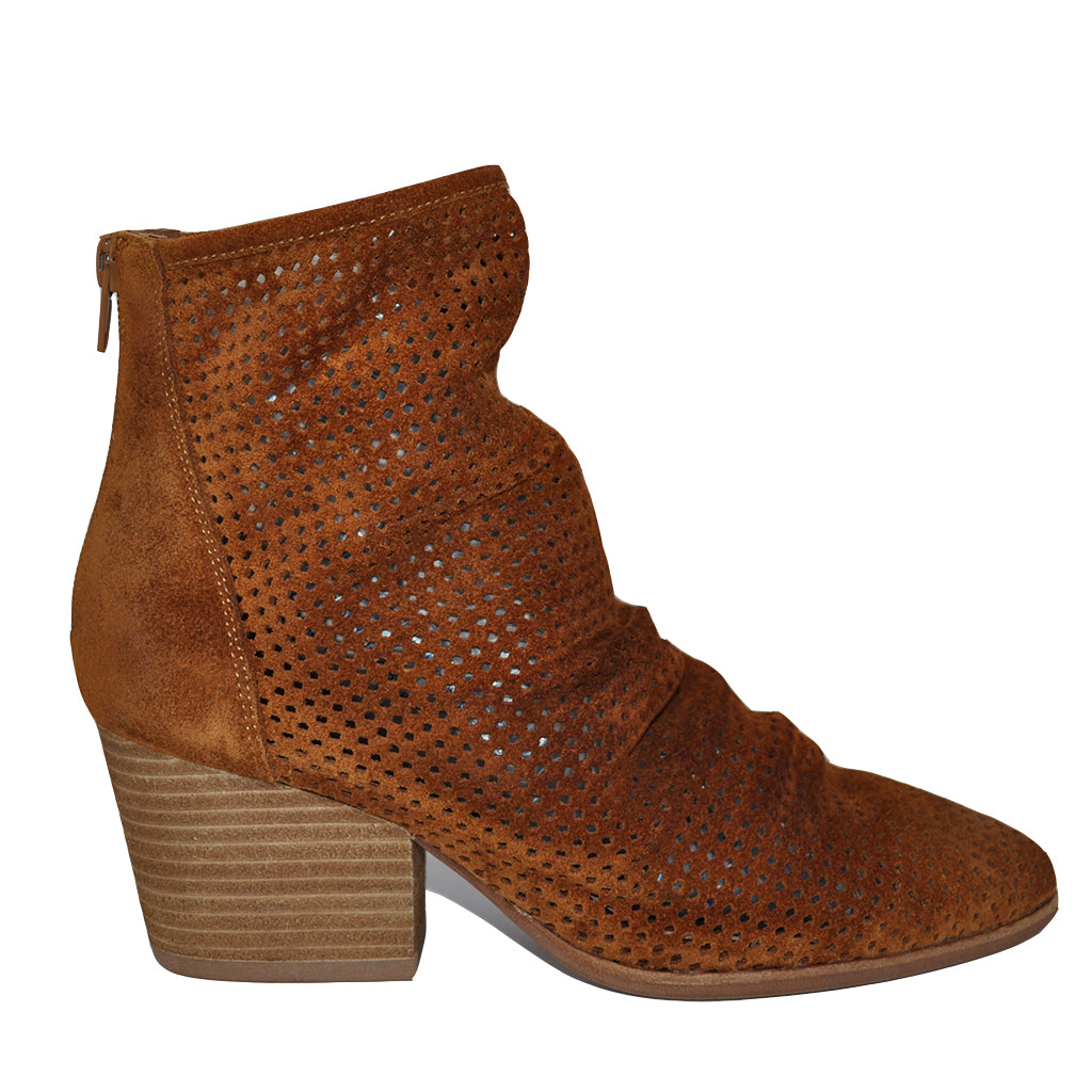 Jeffrey Campbell - Jenelle Bootie, Tan Suede – The Giant Peach